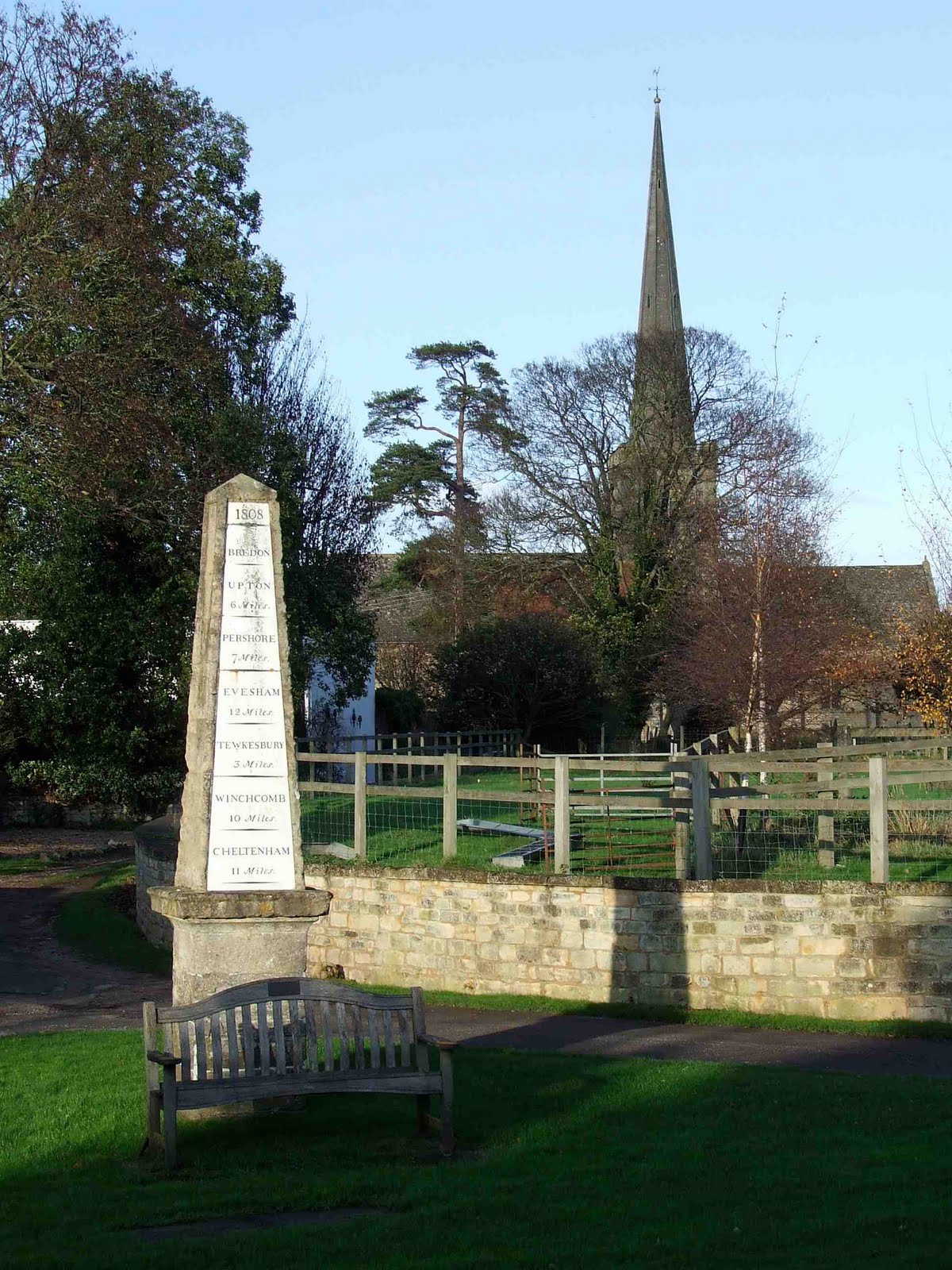 English Buildings: Bredon, Worcestershire