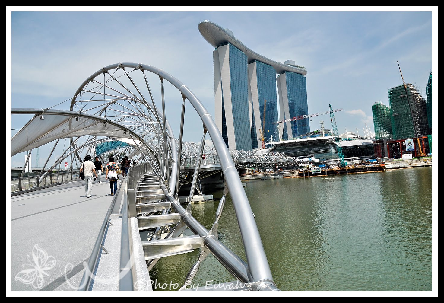 JustaClickin': The Helix Bridge