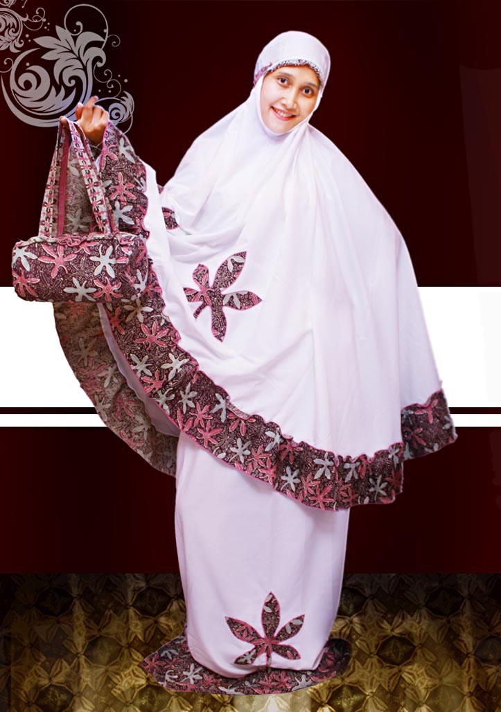 ***Fathiya***: MUKENA BATIK