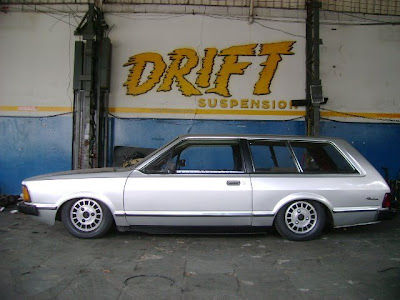 Planeta Automotivo: Fotos de Ford Belina II