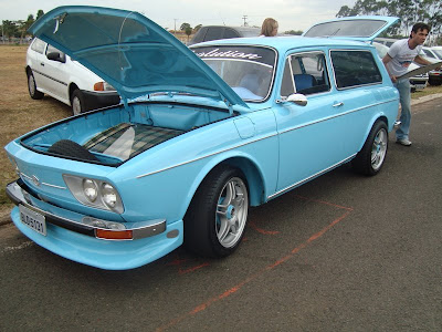 Planeta Automotivo: Fotos VW Variant rebaixada e Socada