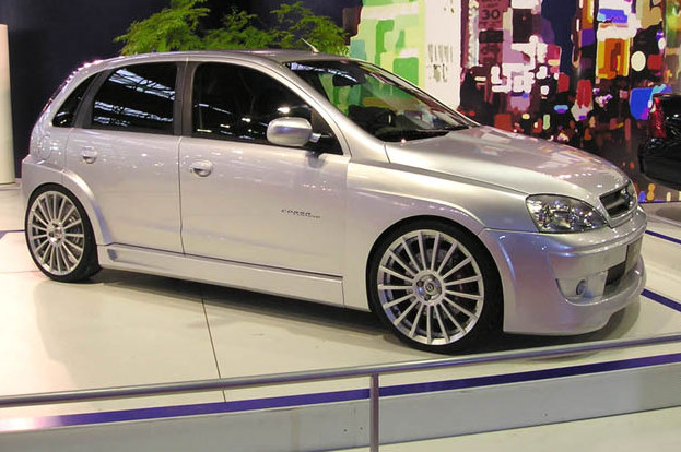 Planeta Automotivo: Fotos de Corsa rebaixado aros 15 16 17