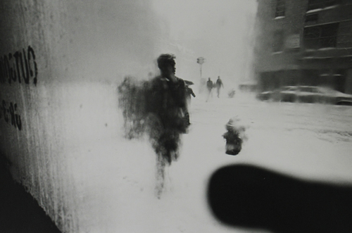 one off magazine: one photographer > saul leiter