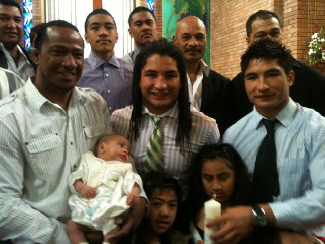 Faingaa Twins: Twitter Photos by @FaingaaTwins (Saia & Anthony Faingaa) IV