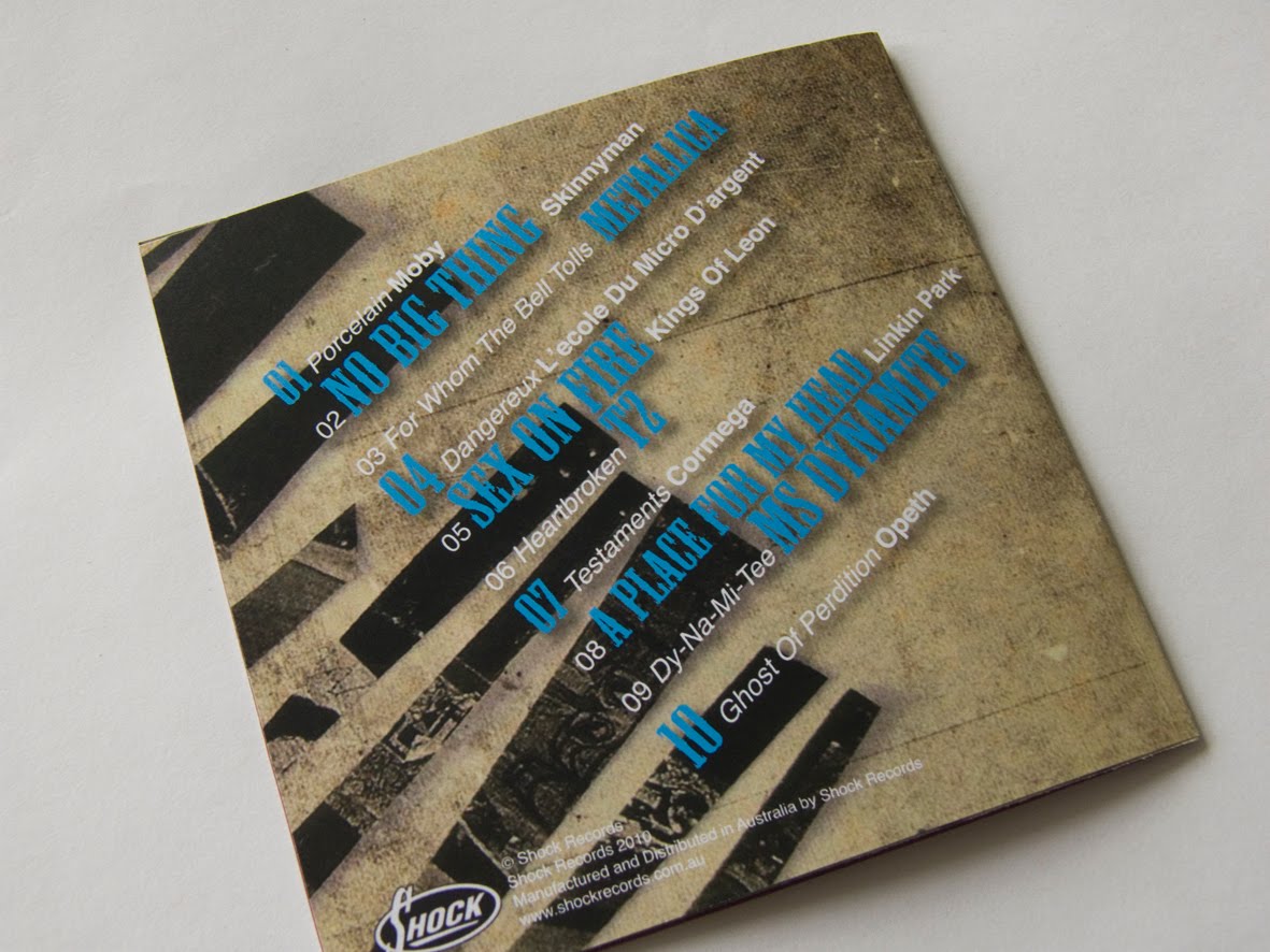 Art/Graphics: CD Booklet