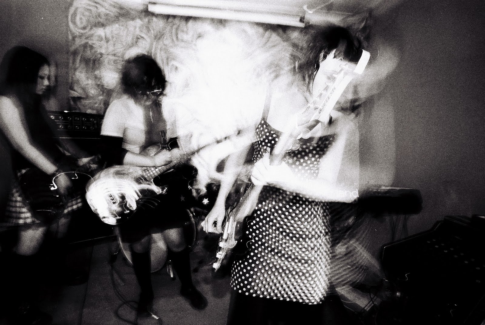 Food Endeavours of the Blue Apocalypse: Spring Asparagus - Trash Band ...