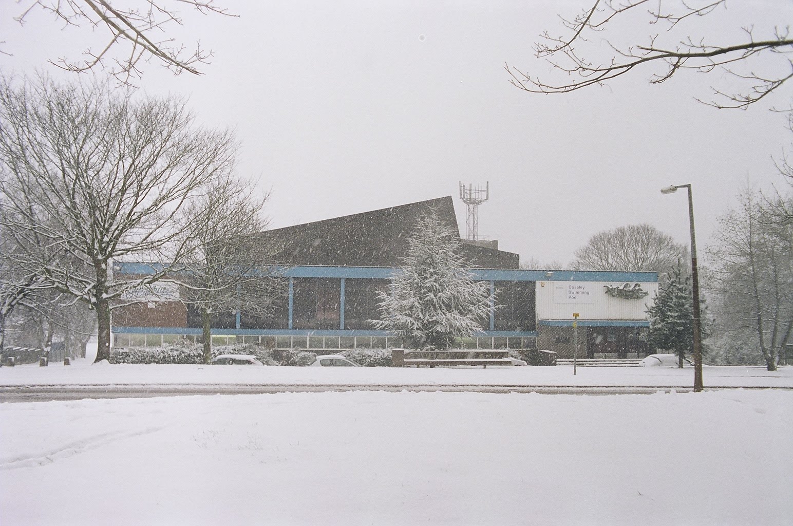 Coseley Baths Wall of Shame: Pictures of Coseley Baths in happier times