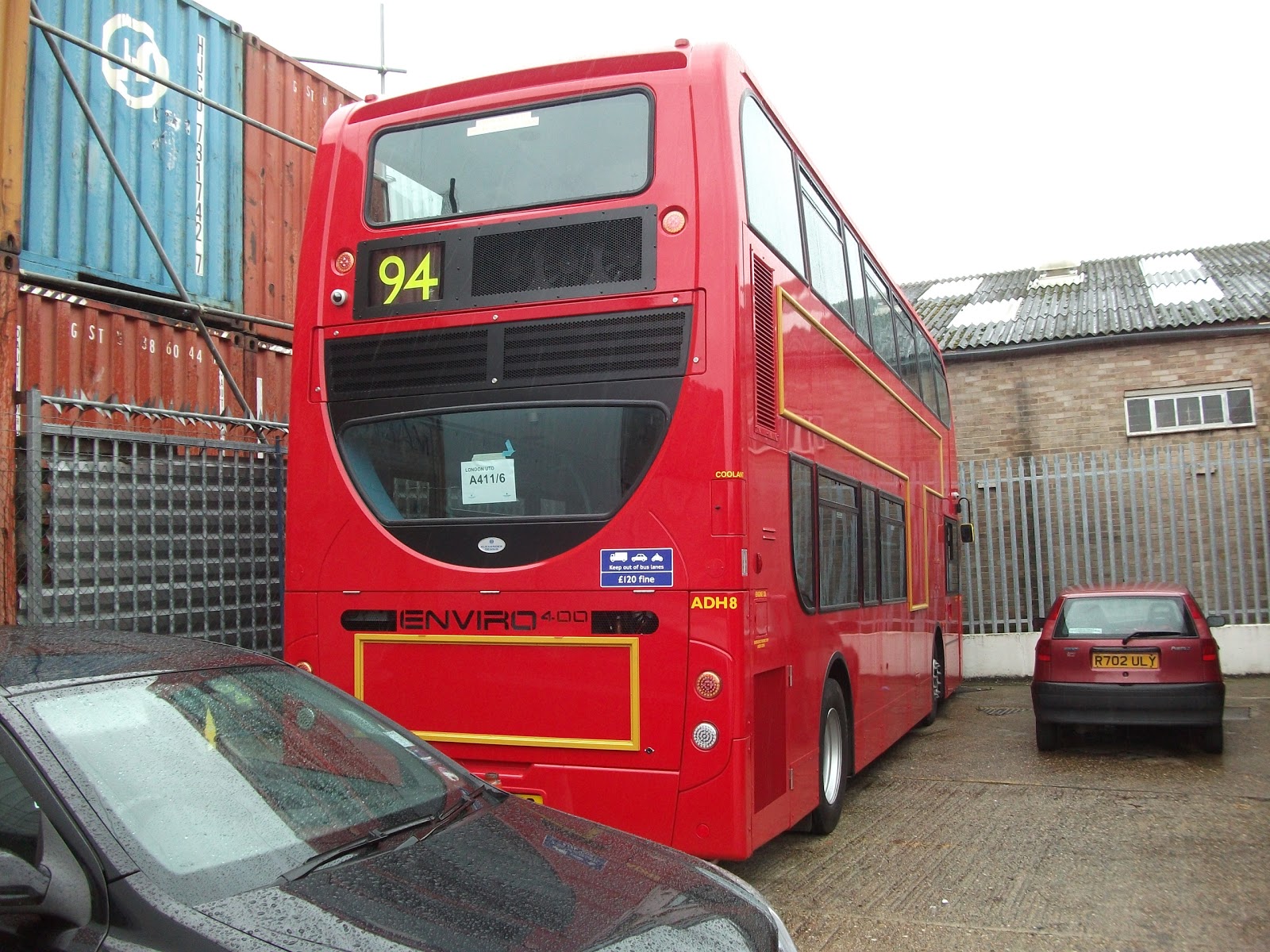 The Circle of London : London United Hounslow Heath Garage [HH]...ADHs