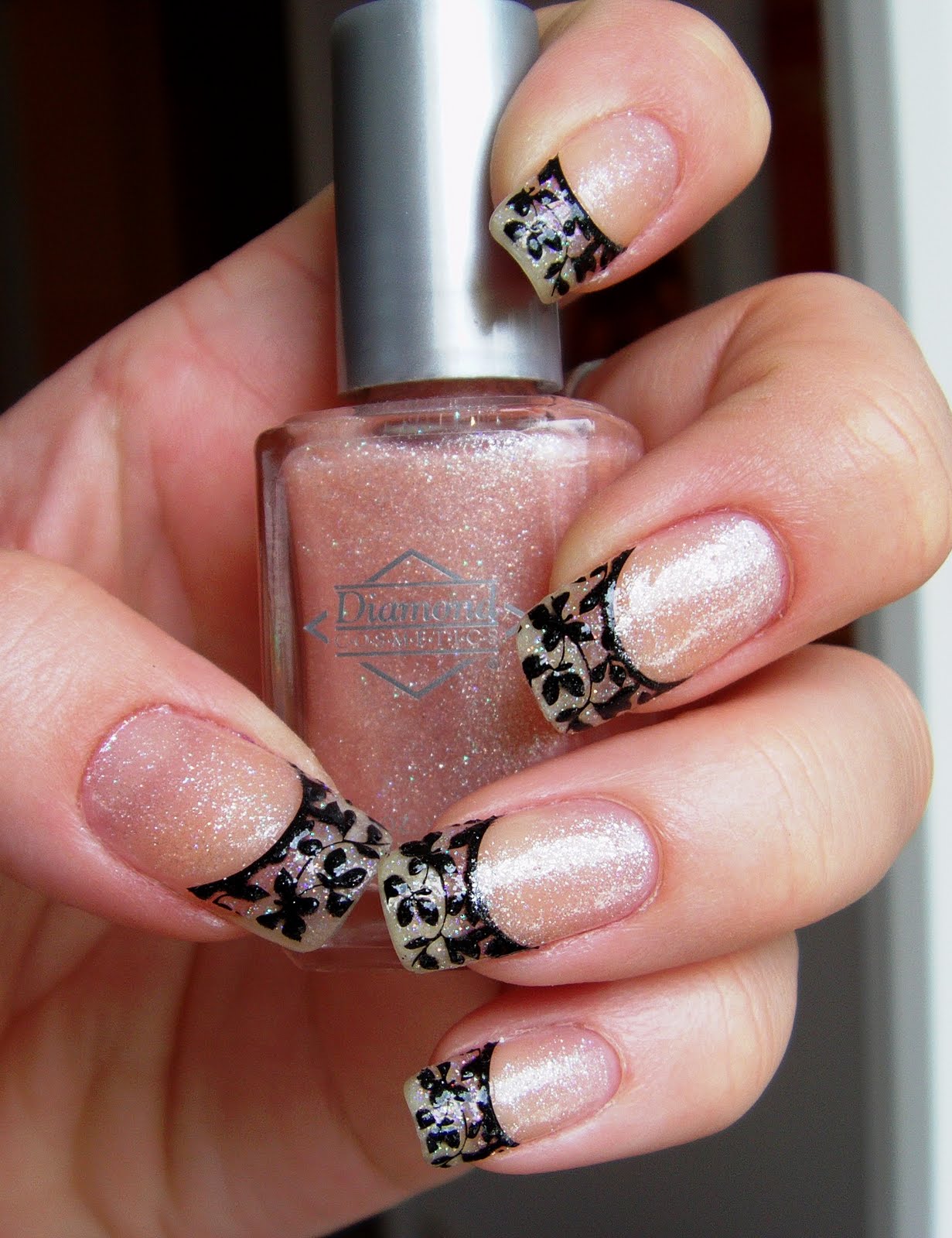 All about nails: Funky french manicure