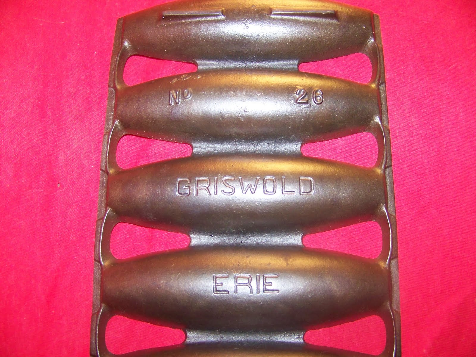 Griswold Store: Griswold #26 Vienna Roll Pan - Pattern #958