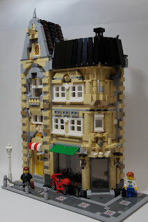 Brick Town Talk: Amsterdam Canal Houses - LEGO Town, Architecture ...