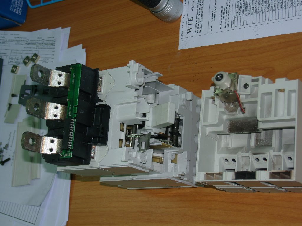 Power plant electrical engineer: Disassemble-MCCB(moulded case circuit ...