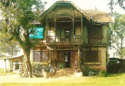 Staying For A Night Inside Bahay Na Pula