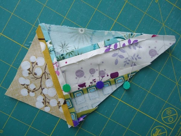 bee beautiful: April Block Instructions