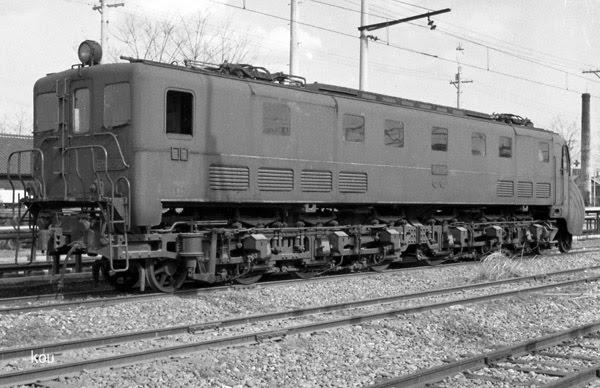 撮り鉄人生録+α: EF55の2号機、第二エンドからの撮影