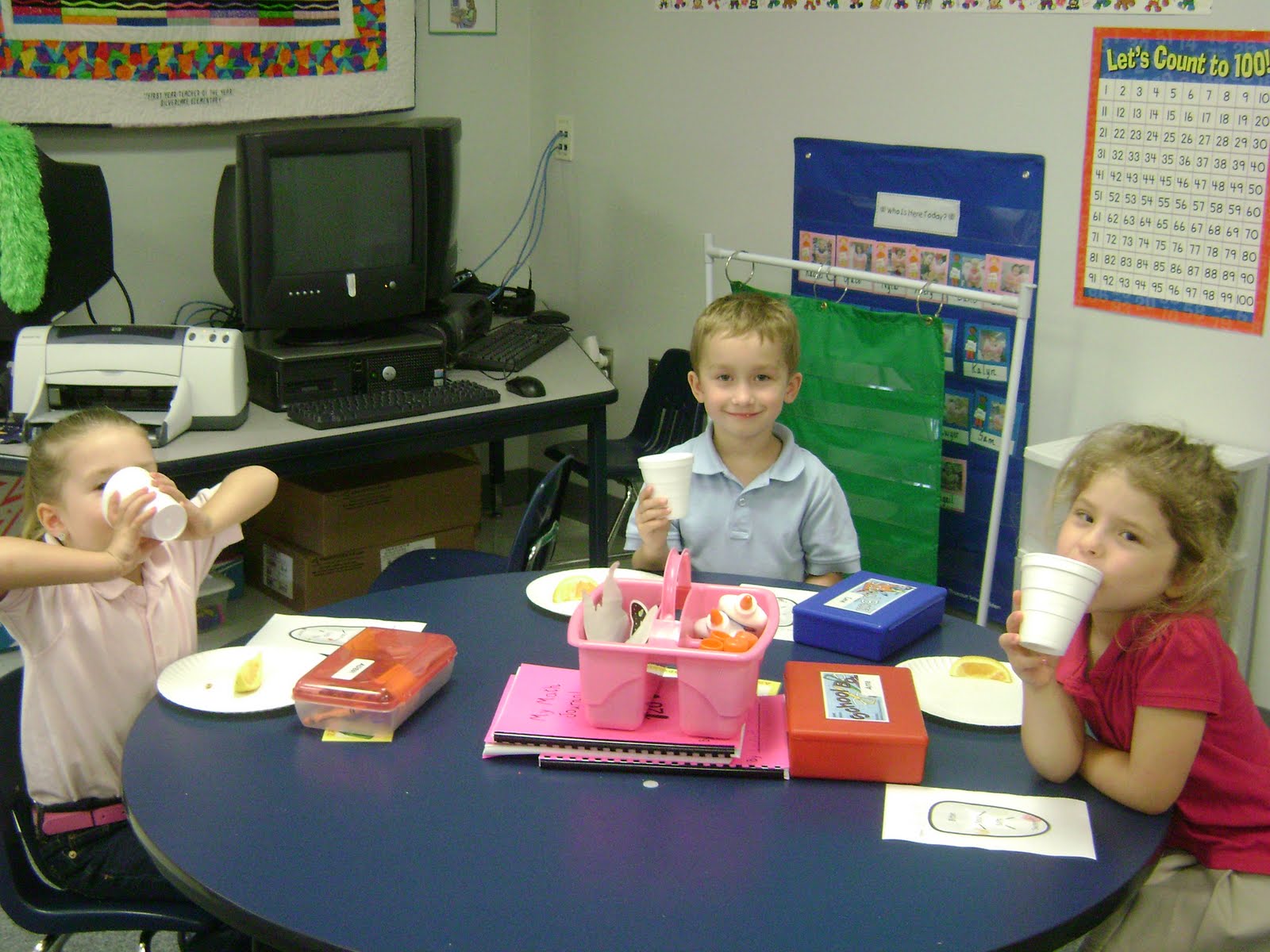 Kindergarten Teacher's Education Journey: We can taste!