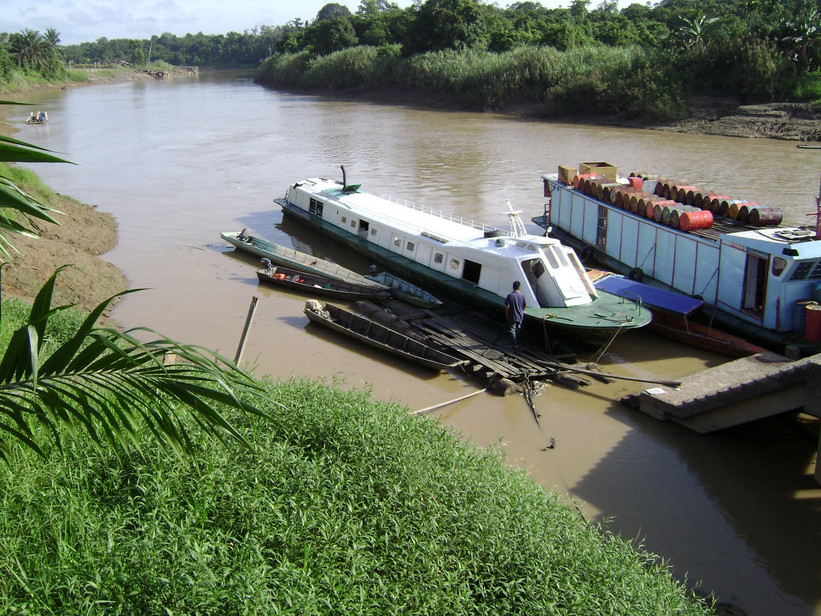 Kehidupan Di Pedalaman Baram: Jauh Perjalanan Luas Pemandangan