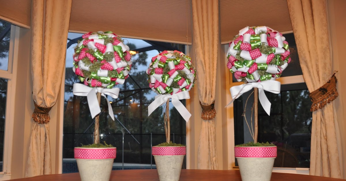 Southern Living: Preppy Style: Ribbon Topiary
