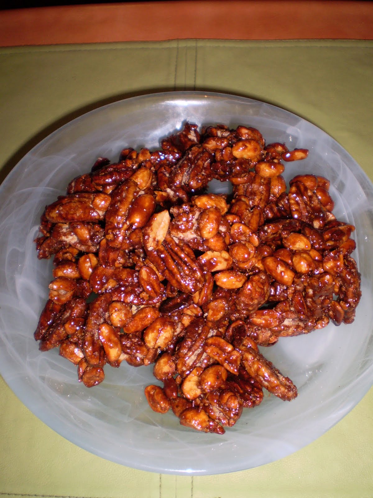 Sazón del corazón: Garapiñado de nueces y cacahuates