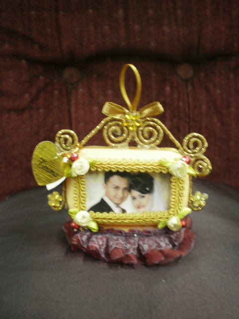 DZA KOLEKSI: GUBAHAN:cenderahati atau cenderamata....