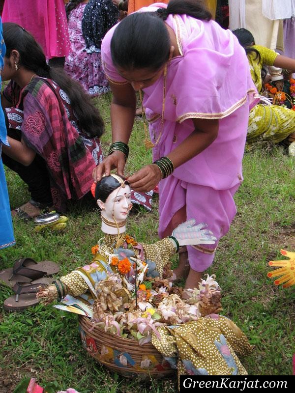 Karjat: Back to the Basics of Ganesh Visarjan