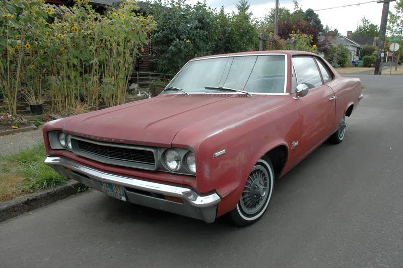 OLD PARKED CARS.: 1967 Rambler Rebel 550 Hardtop.