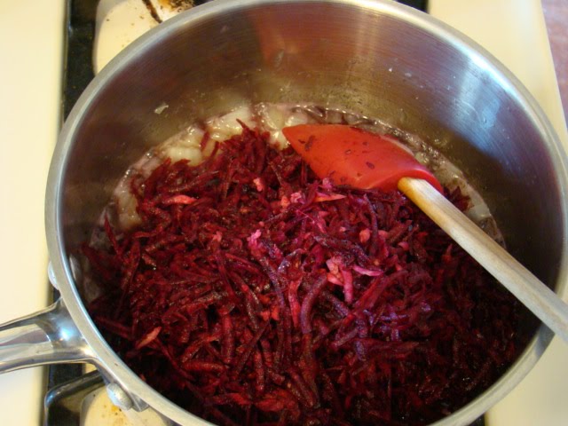 Adventures in food land: Beet and Ginger Relish