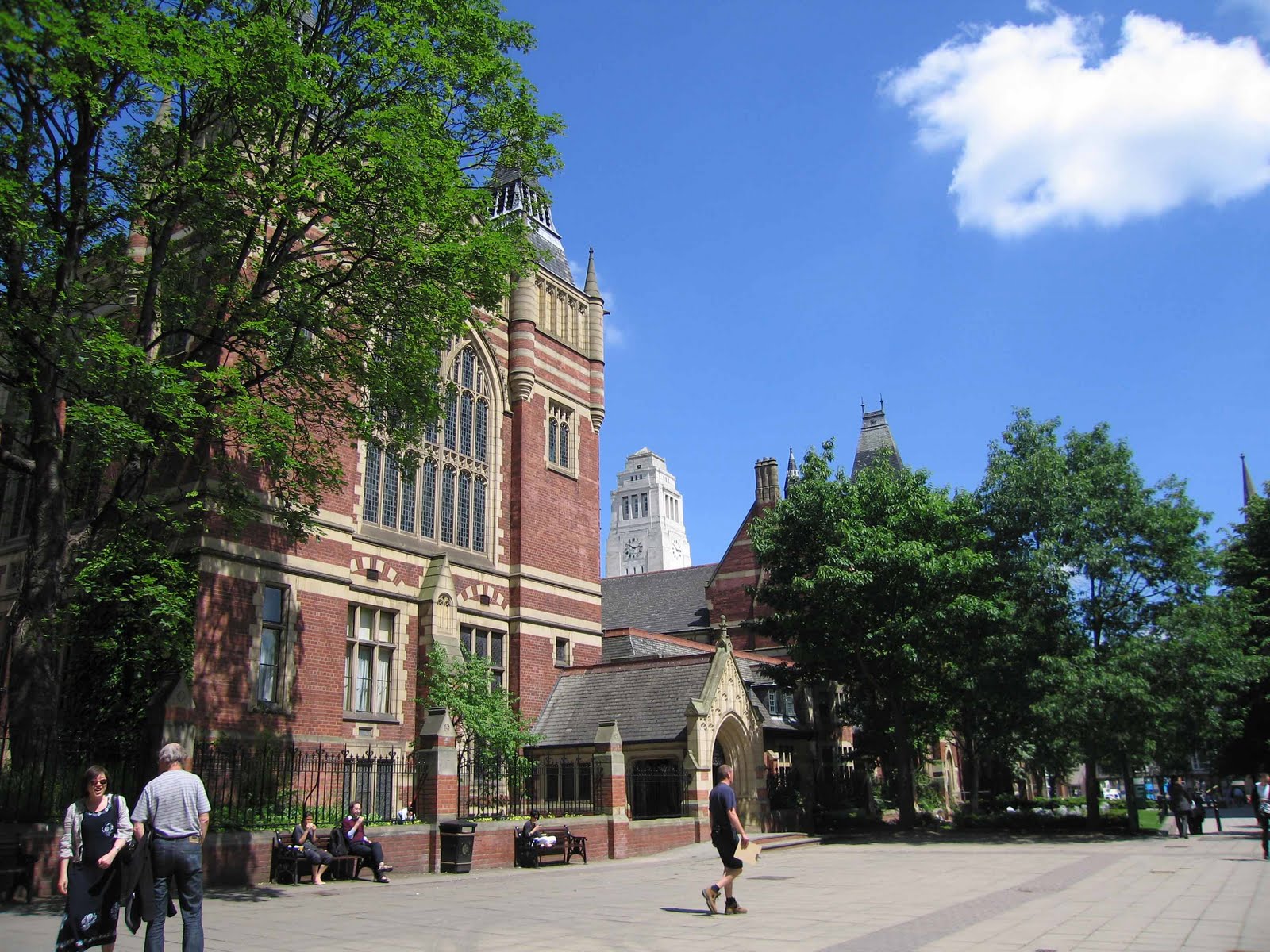 Leeds Tapestry: Education - the Parkinson Building