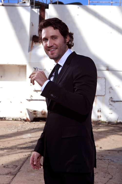 Full Pantalla: Edgar Ramirez promociona "Carlos" FOTOS