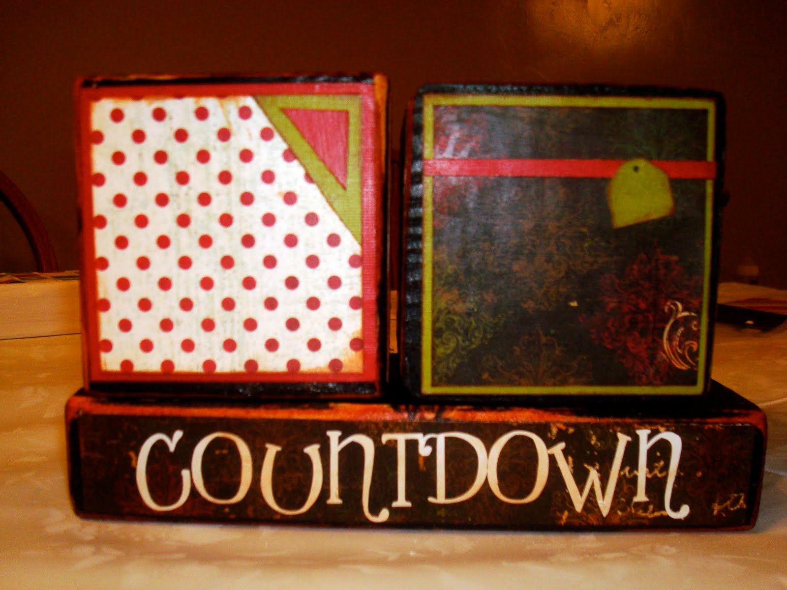 Mom on the Go: How to make a cute Countdown Calendar