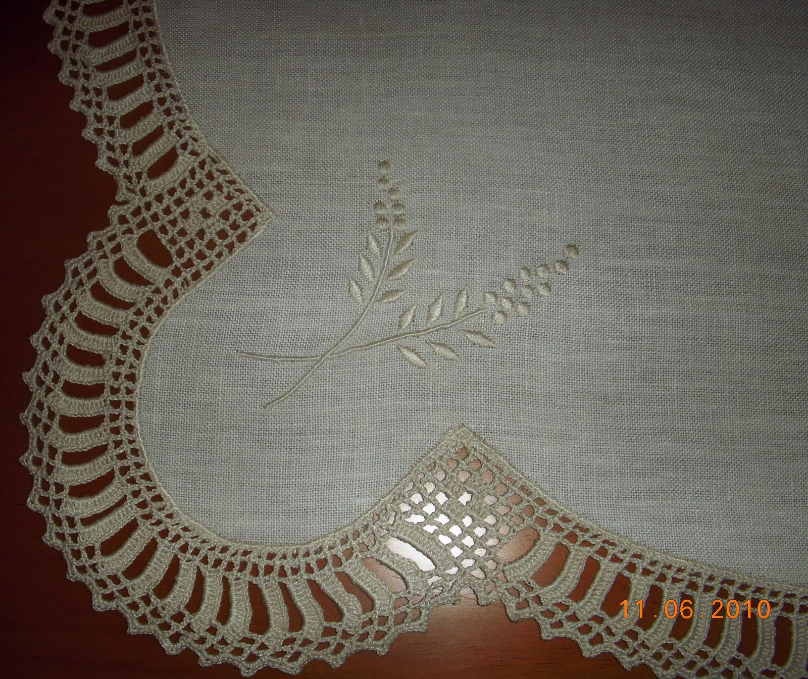 (MIS TRABAJOS) NIEVES MORENO: MANTELES BORDADOS Y GANCHILLO