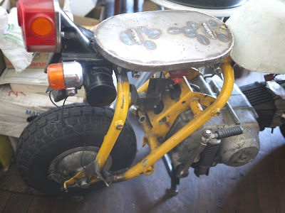 DeepでFunnyなMonkeyCustom: motor square RAT