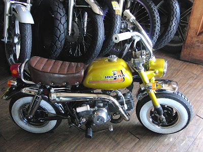 DeepでFunnyなMonkeyCustom: motor square RAT