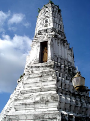 Dhamma Path Blog: Wat Rakhang Khositaram Woramahawiharn In Bangkok ...