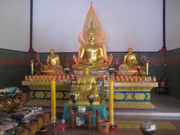 Dhamma Path Blog: Wat Uttamaram ~ Tok Raja Temple In Kelantan Malaysia.
