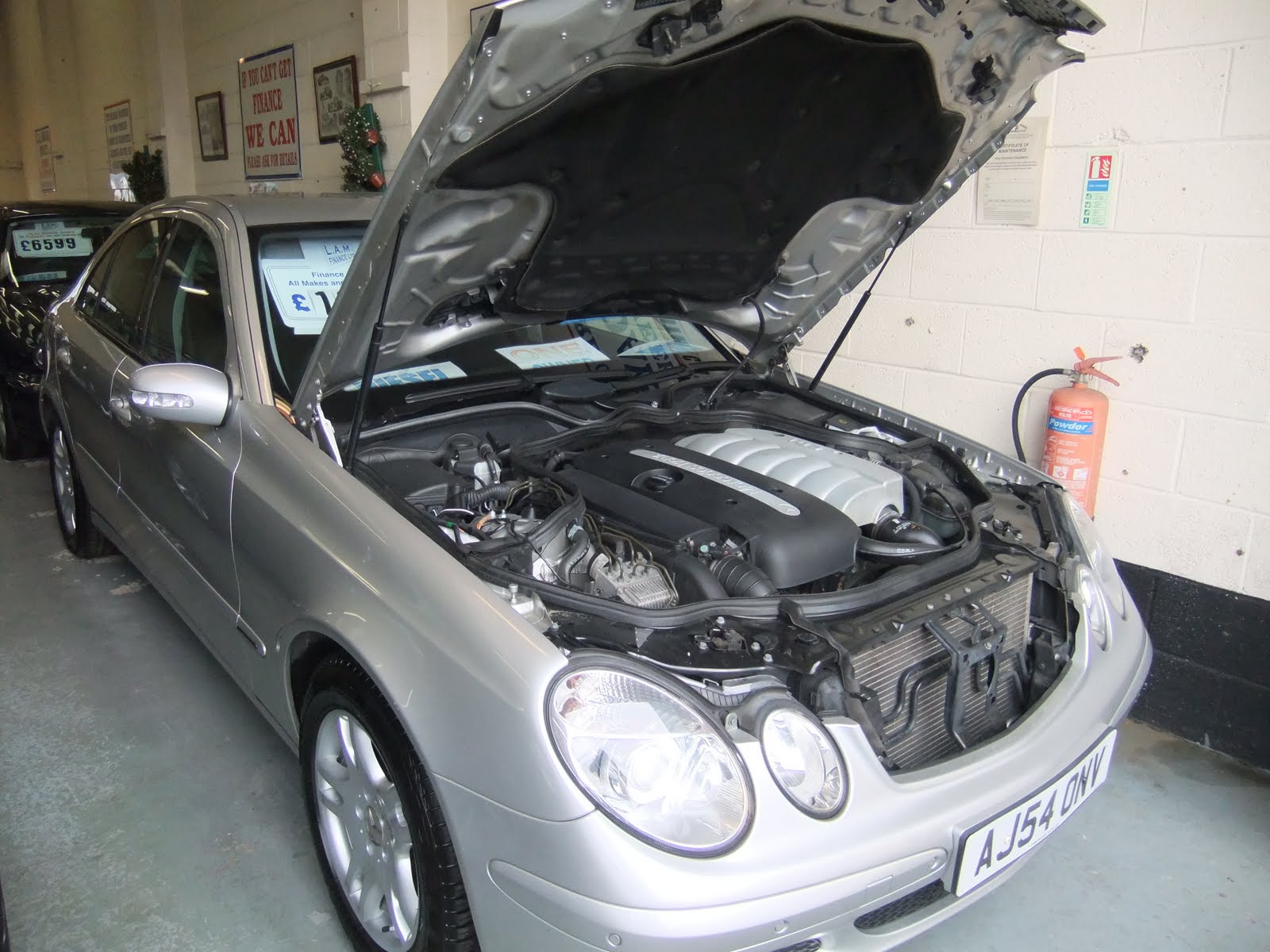 Survey Kereta di UK: Mercedes-Benz E270 CDi Classic: A Survey