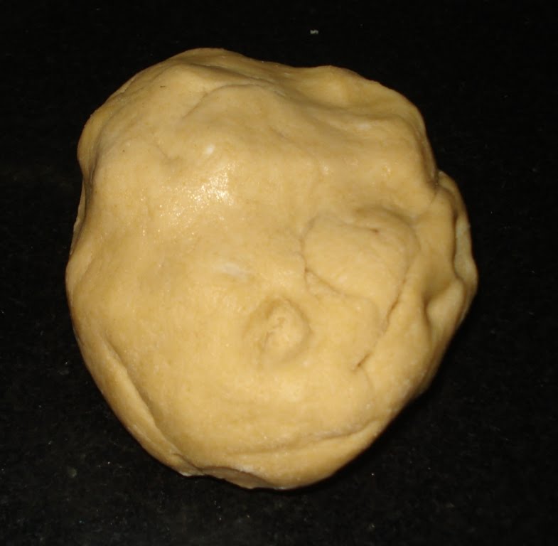 Recipe Collection: Sada Paratha (Shallow Fried Plain Bread)