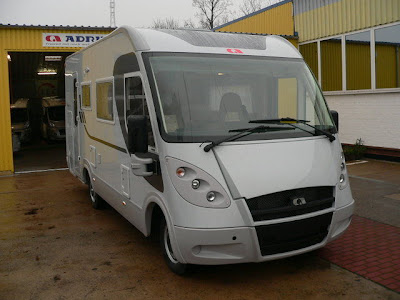 ÍNDICE FOTOGRÁFICO DE ACS, CARAVANAS Y CAMPERS: ADRIA VISION I 647 SG