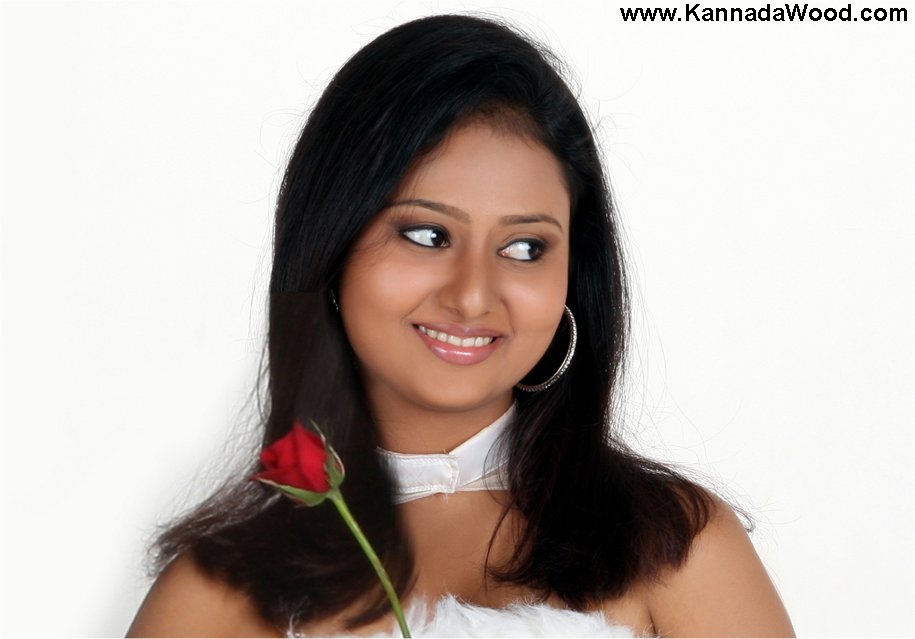 Bollywood Hot Photos: hot wallpapers Amoolya