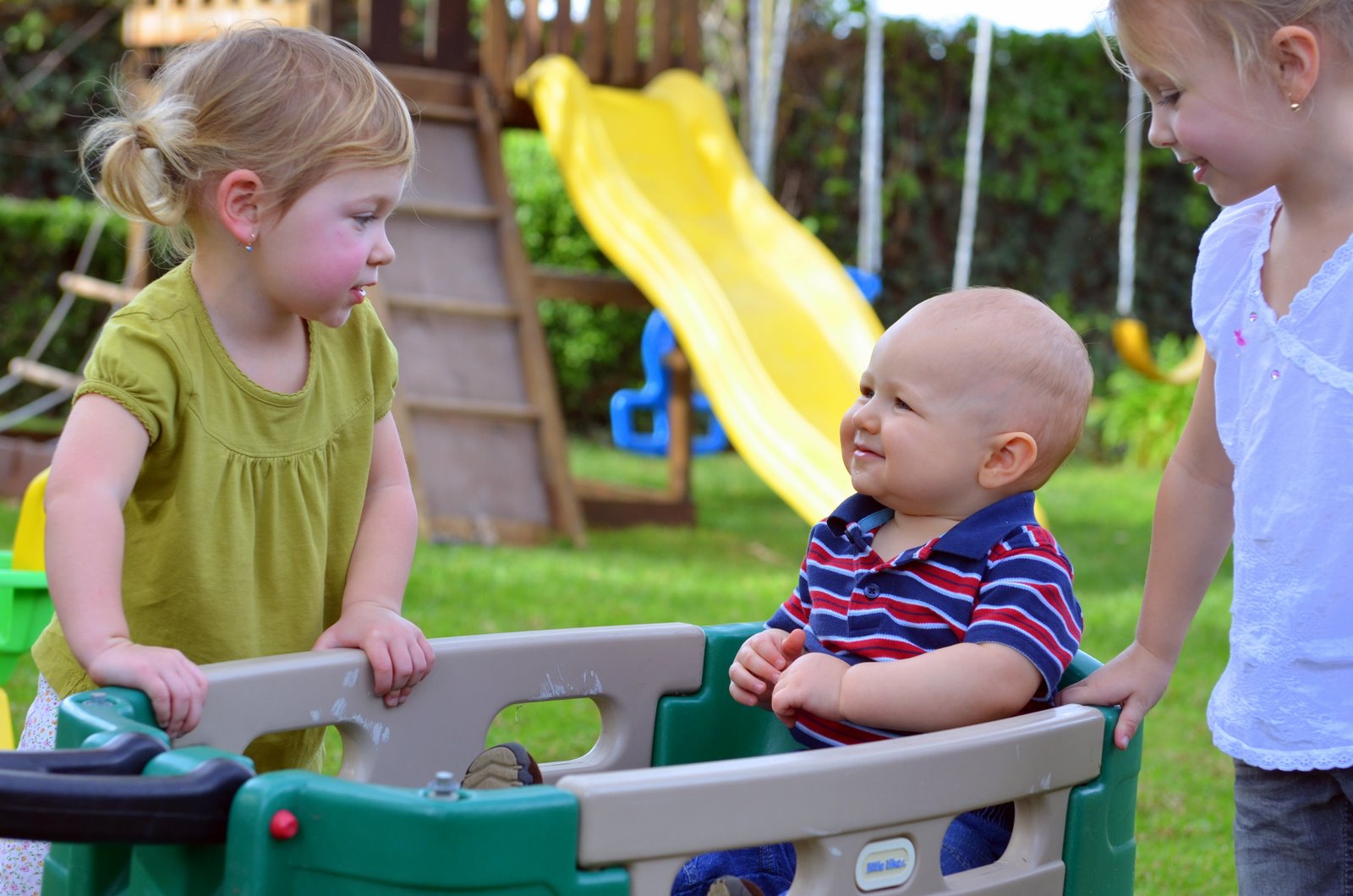 agnes footeography: Graham and fam.