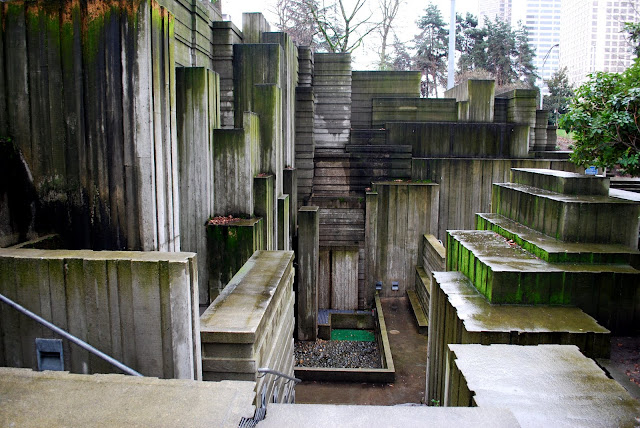 The Intercontinental Gardener: Freeway Park in Seattle