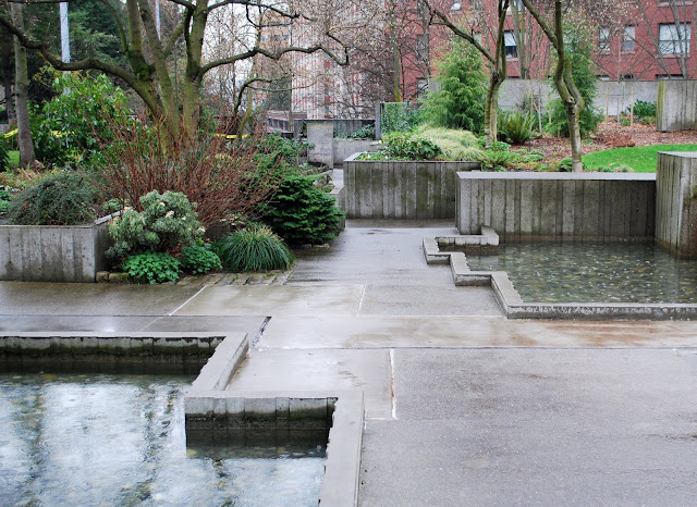 The Intercontinental Gardener: Freeway Park in Seattle
