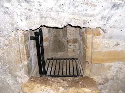 Eclectica: The Right of Pit and Gallows