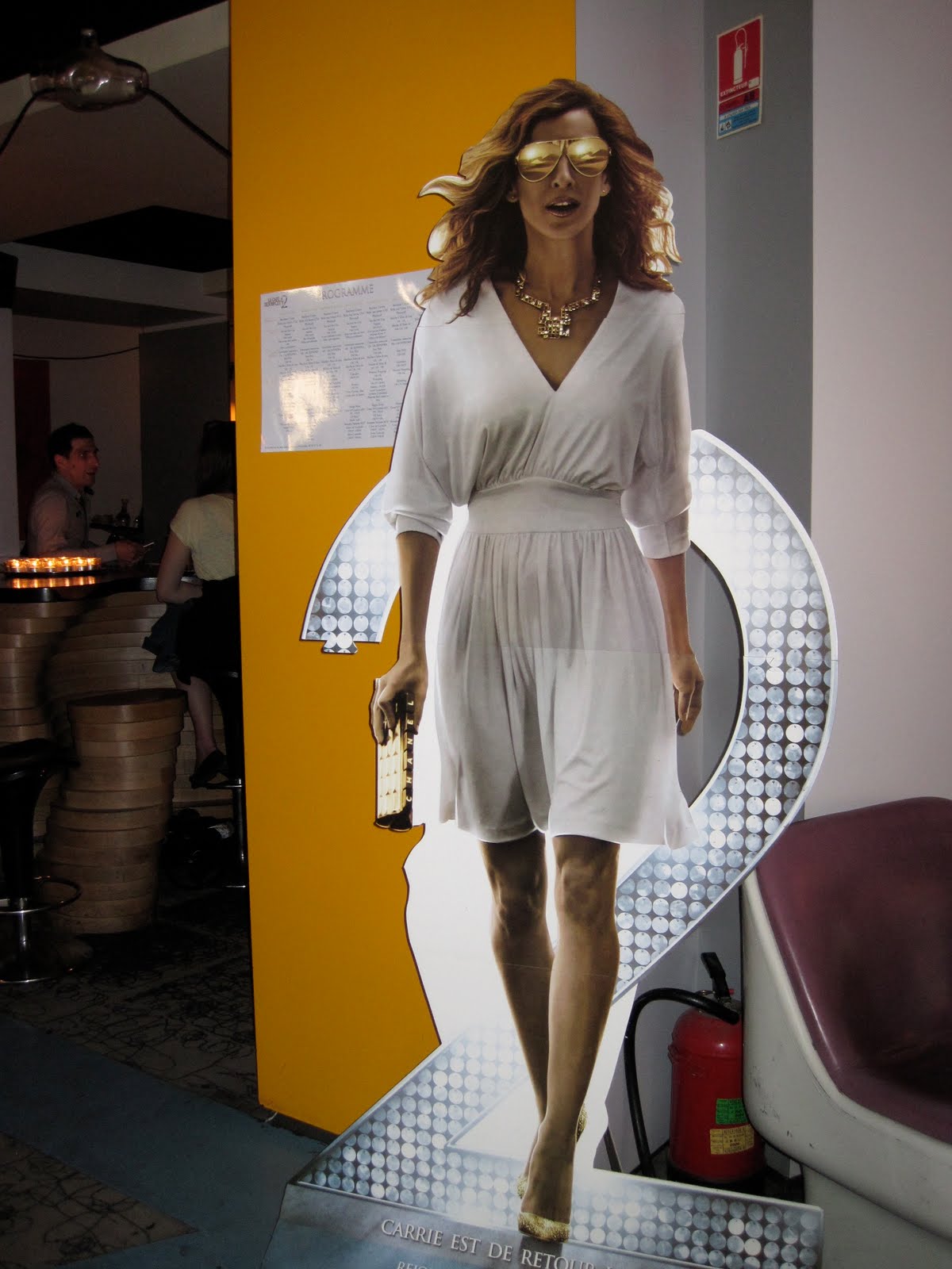 Jamie Cat Callan: Bonjour, Carrie!