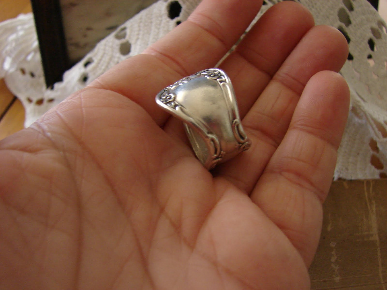 Mamie's Treasures: Spoon Rings......Anyone?