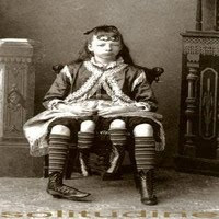 _ M a s i h D i a n_: *Manusia Ajaib di Dunia*