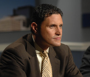 BLACK POLITICAL BUZZ....: Harold Cogdell Humbles Jennifer Roberts: He's ...