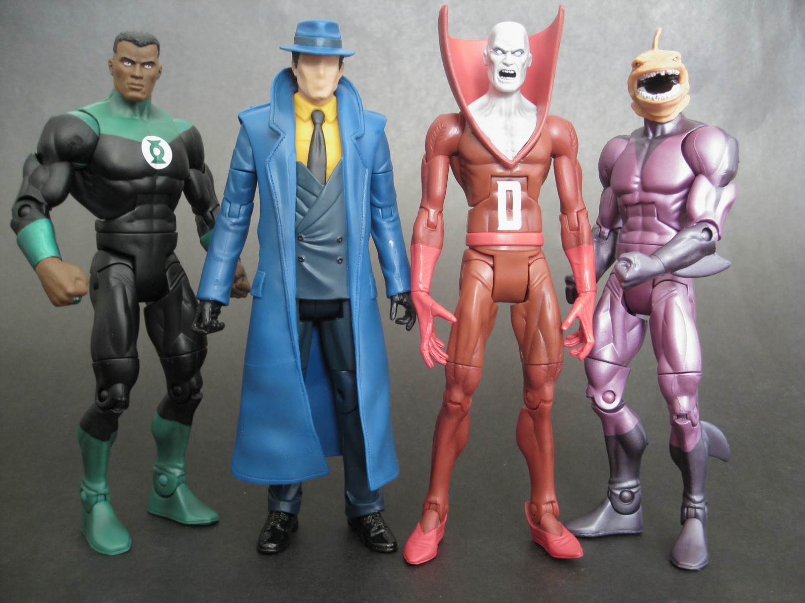 Action Toy Review: DC Universe Classics - The Question