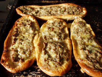 Fahriye's Kitchen: KIYMALI PIDE ( PIDE WITH GROUND MINCE )