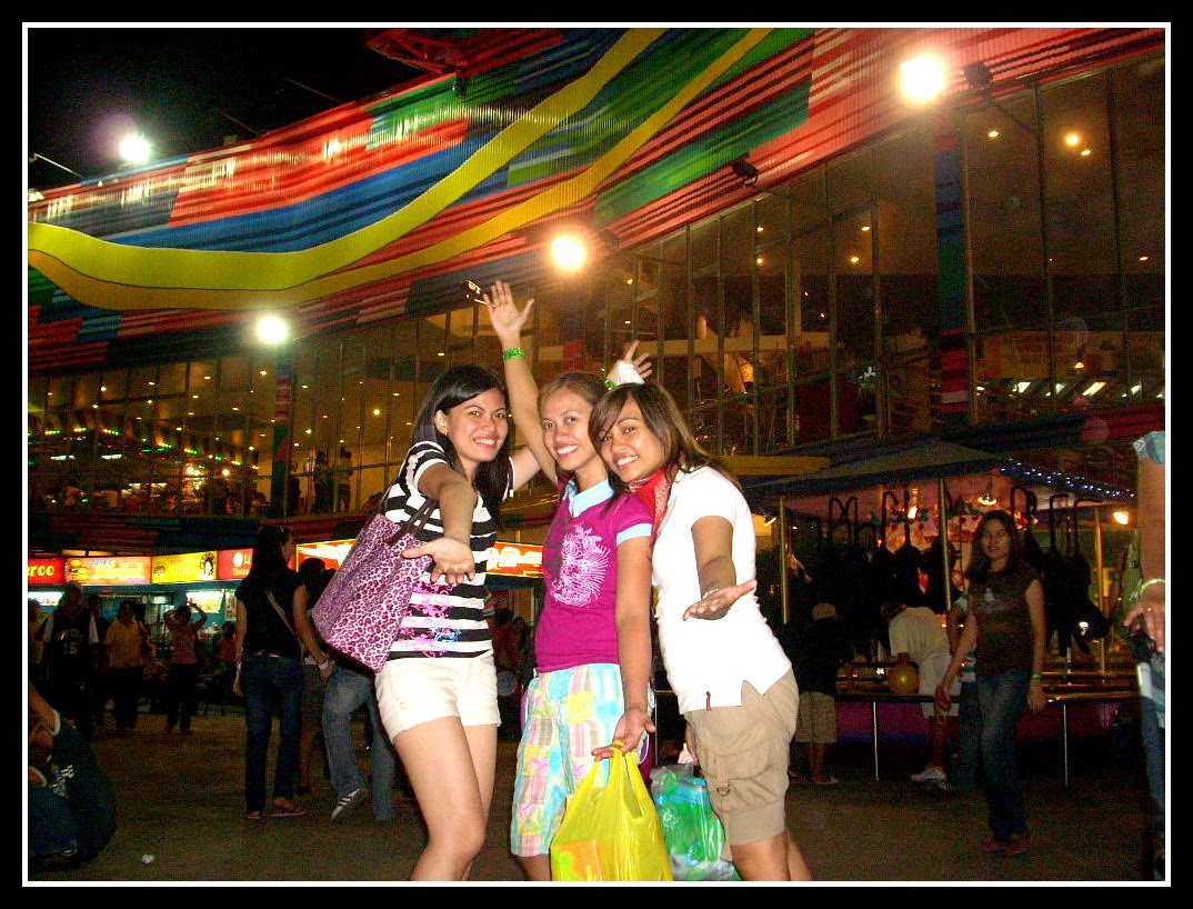 Travel ^ Adventure ^ Photography: STAR CITY MANILA